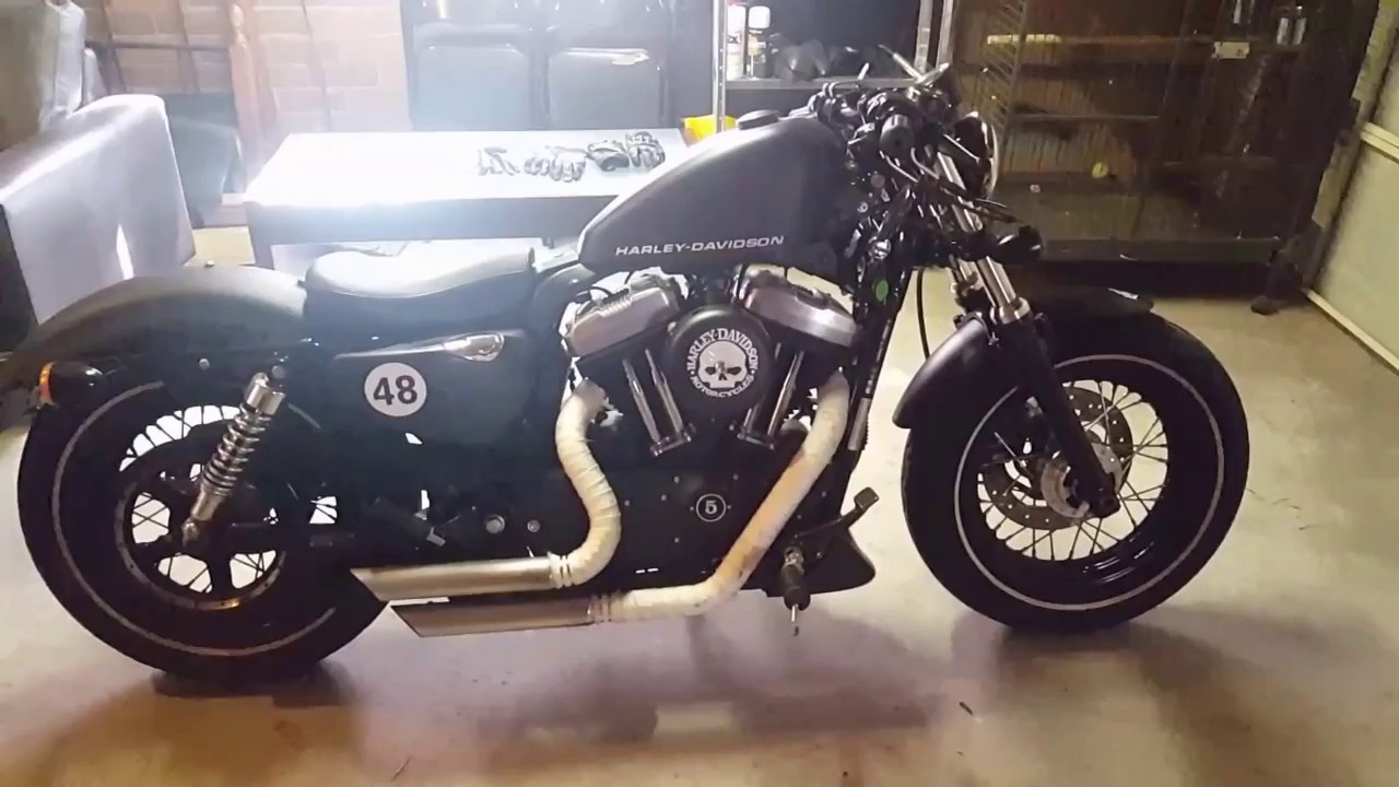 Harley Davidson 48 touch of paint - YouTube
