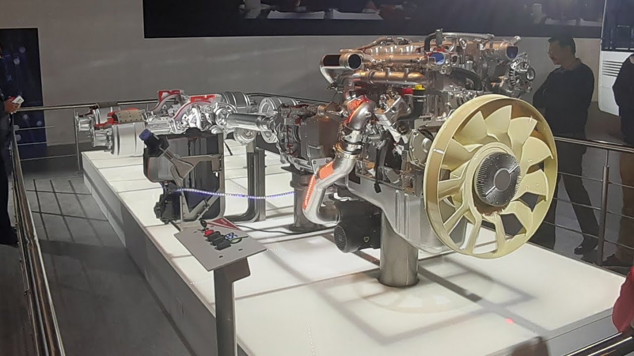 Mahindra Truck & Bus BS6 Engine Live Demo | Engine Works Live How To ...