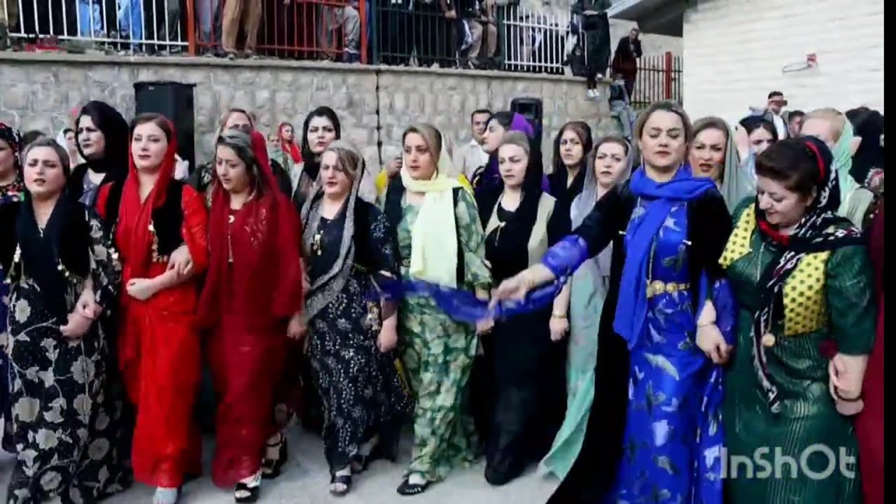 dance in hawraman - YouTube