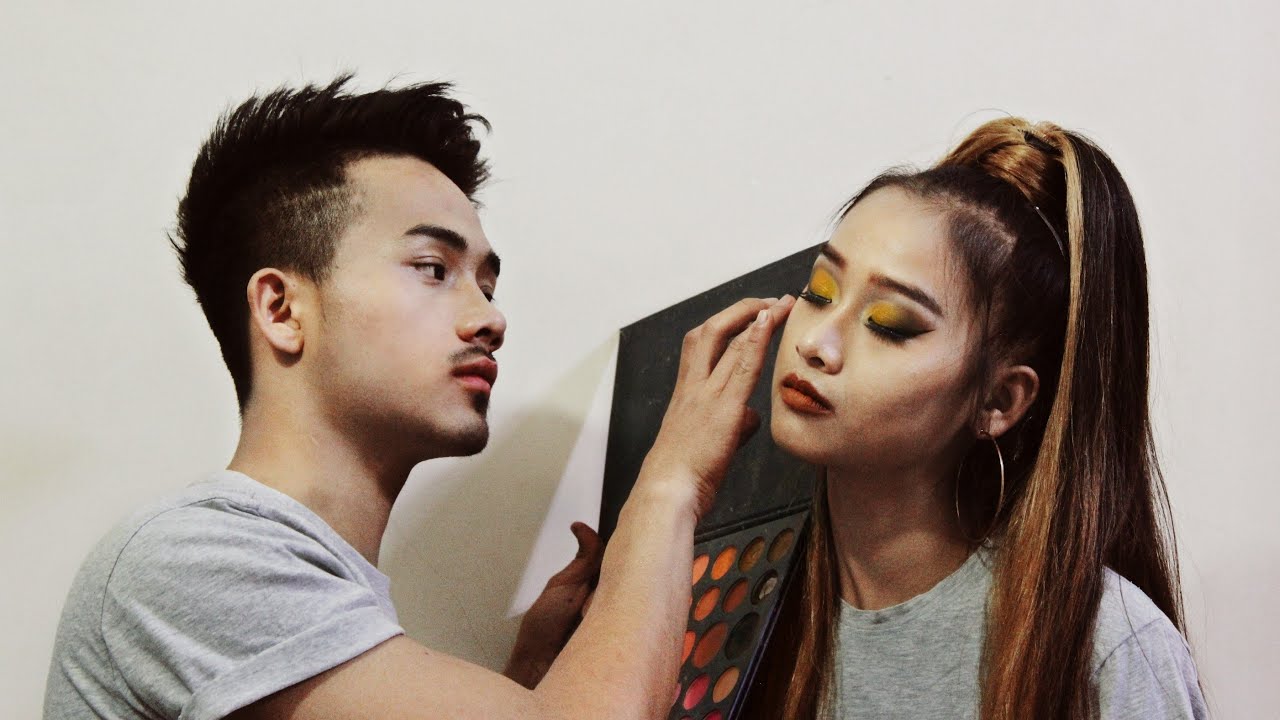 Challenge | Full face makeup without any brushes - YouTube