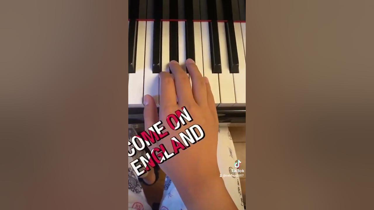 Footballs Coming Home Three Lions piano #lionesses #threelions #footballscominghome #piano - YouTube