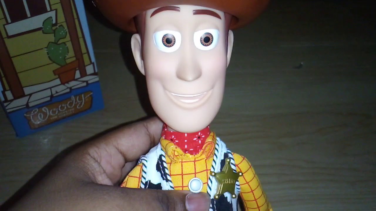 Toy Story Signature Collection Woody Review - YouTube