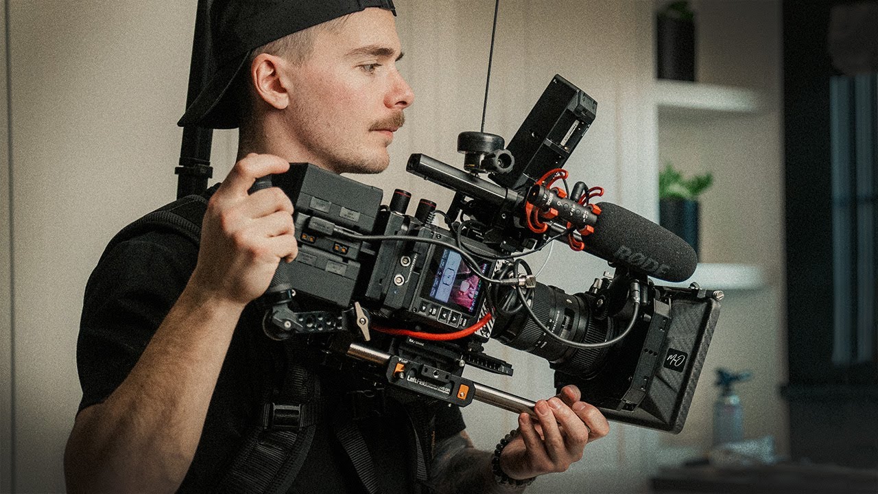 VERTICAL Red Komodo Rig Breakdown - YouTube