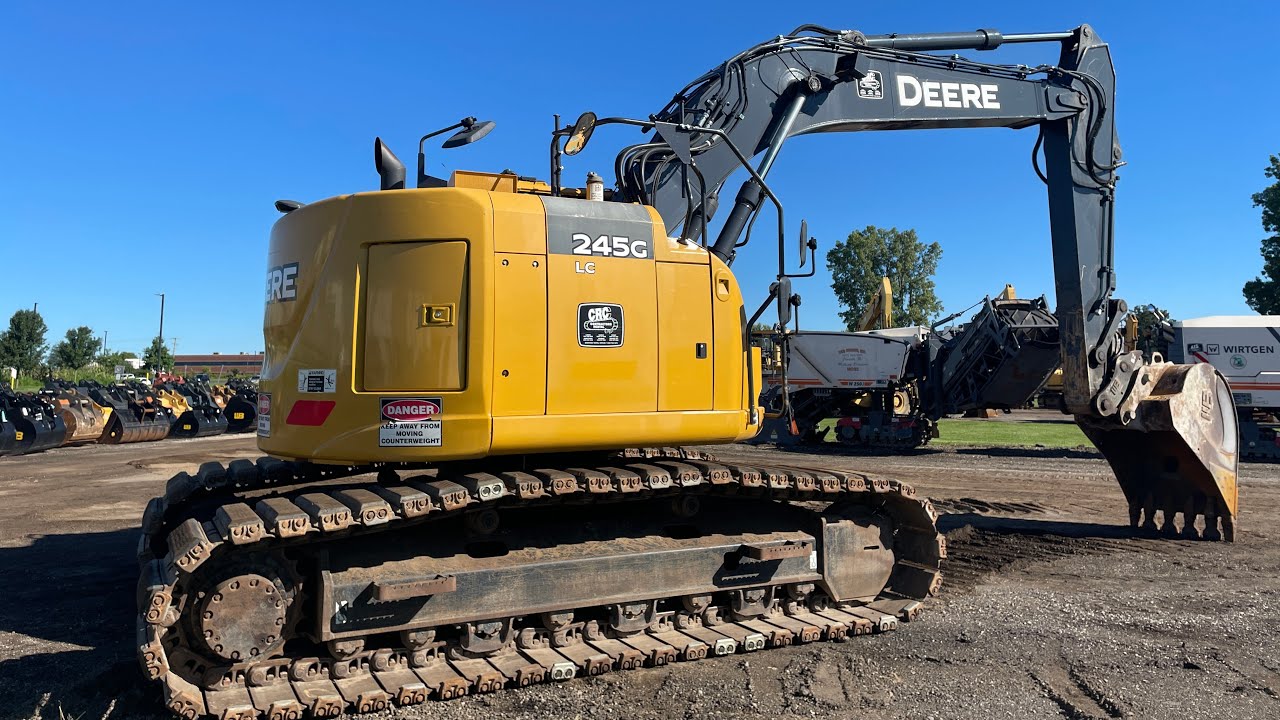 Deere 245G J219873 - YouTube