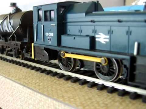 Hornby Class 06 Diesel locomotive pulling a big load!! - YouTube