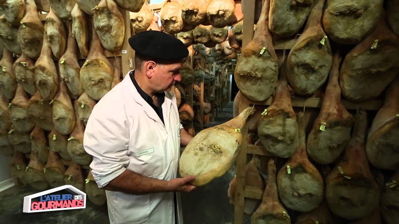 #3_Atelier des Gourmands_Jambon basque Pierre Oteiza - YouTube
