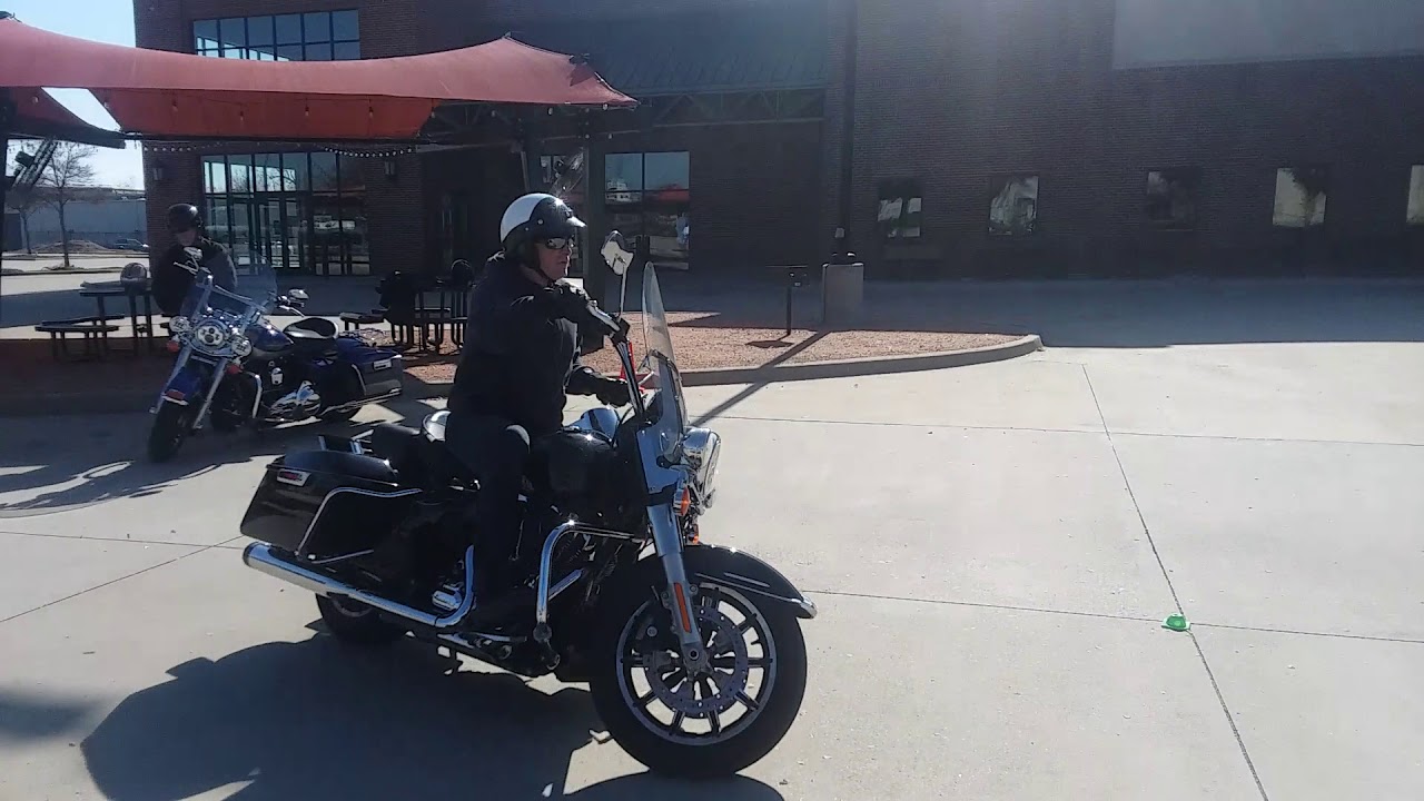 Motorcycle Skills - 15 x 10 offset weave small cones - YouTube