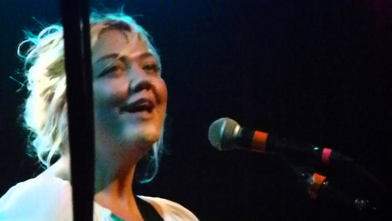 Elle King - Ex's & Oh's (Live in San Francisco) - YouTube