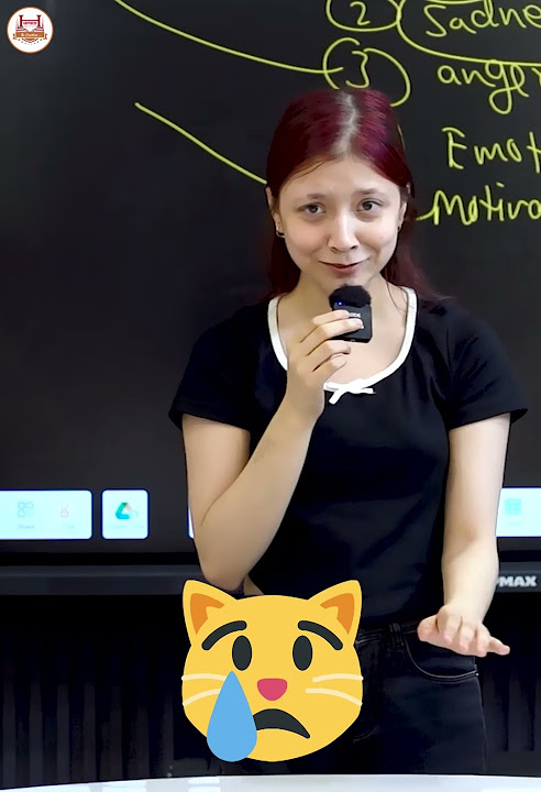 "Storytelling Activity in Public Speaking Class 🎤 | Boost Your Confidence!" - YouTube