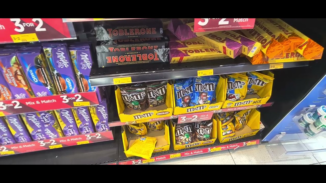 Heathrow airport inside chocolates shops - YouTube