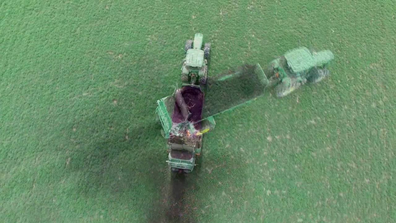 Logan Contracting-Bunning Spreader - YouTube