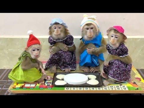 4 Siblings Sit Very WELL-DISCIPLINED Waiting Mom To Come & Join Them ...