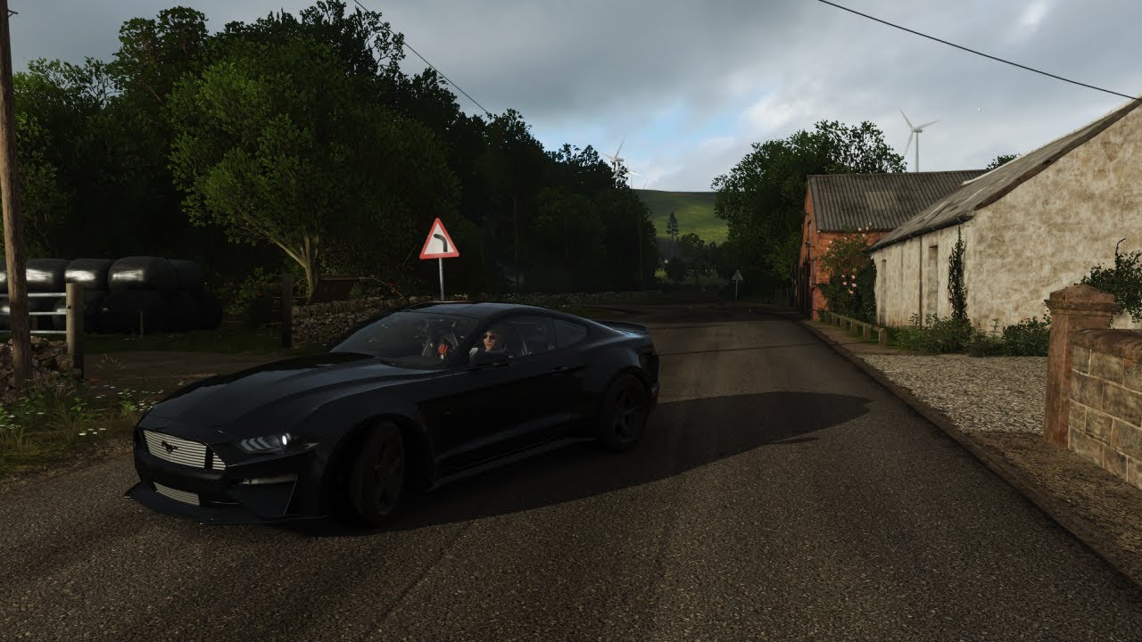 Forza Horizon 4 - 2018 Ford Mustang GT Deberti Design Cruise - YouTube