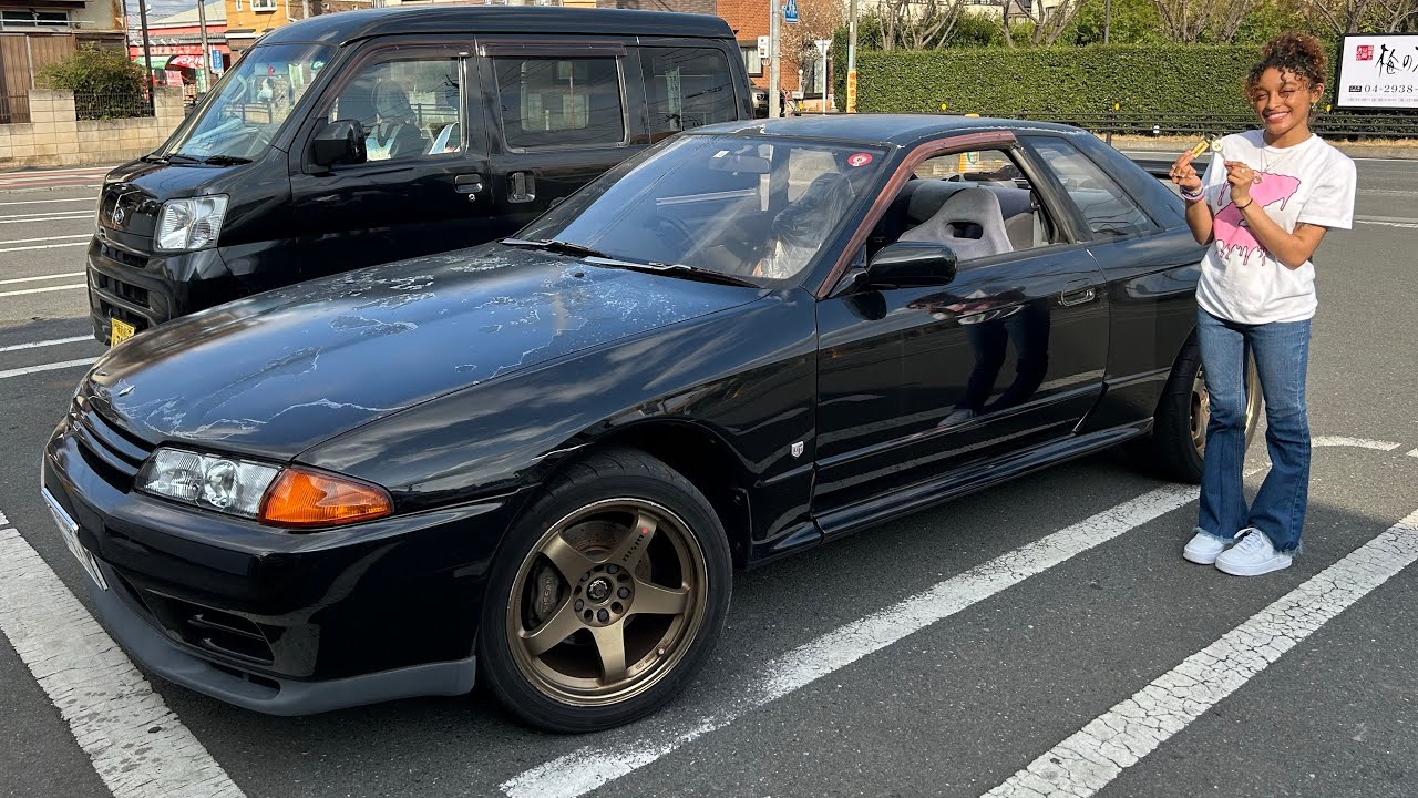 Minny drives a Clapped out GTR??? - YouTube