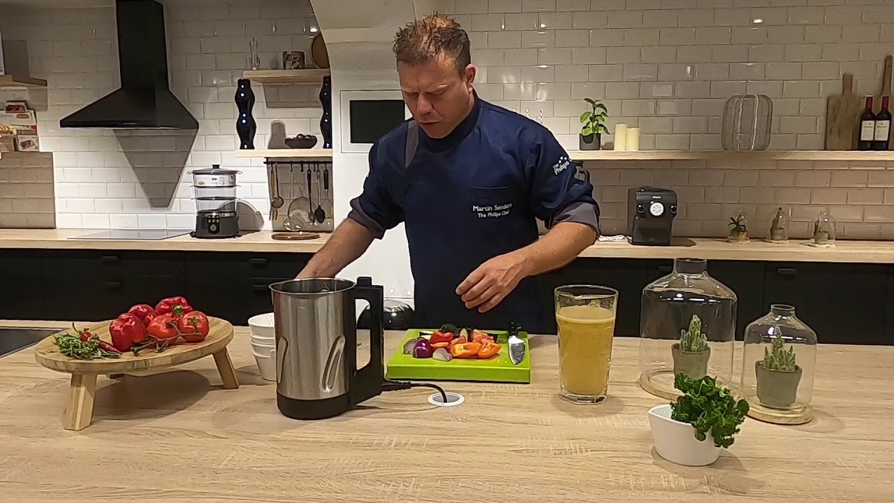 Philips Viva Collection Soupmaker (HR2203/80) | The Philips Chef - YouTube