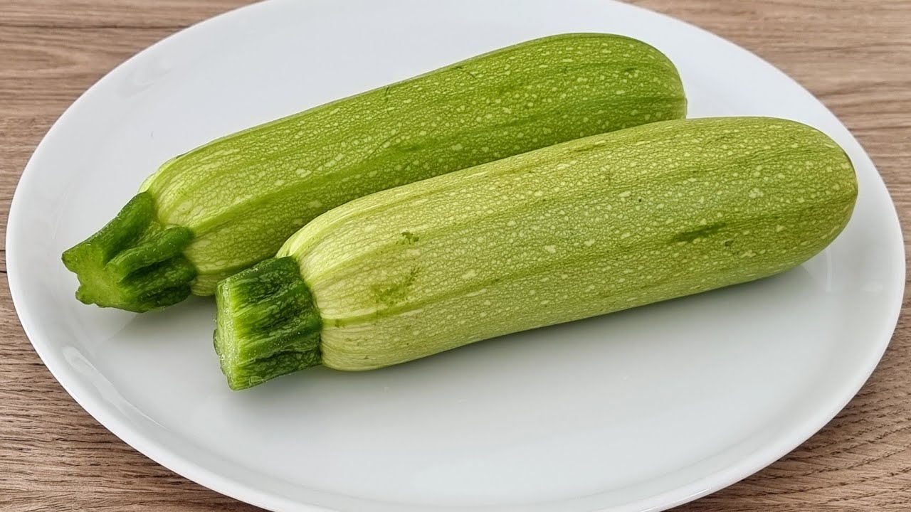 💯 Everyone Wants My Zucchini Recipe Because Even Kids Love These ...