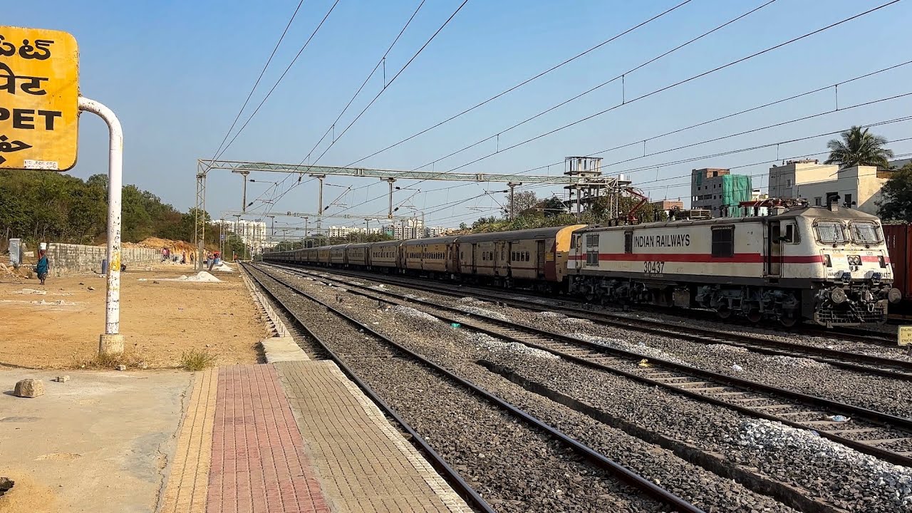 High speed WAP-7+Utkrisht ICF coach| Rajkot Secunderabad express| LGD ...