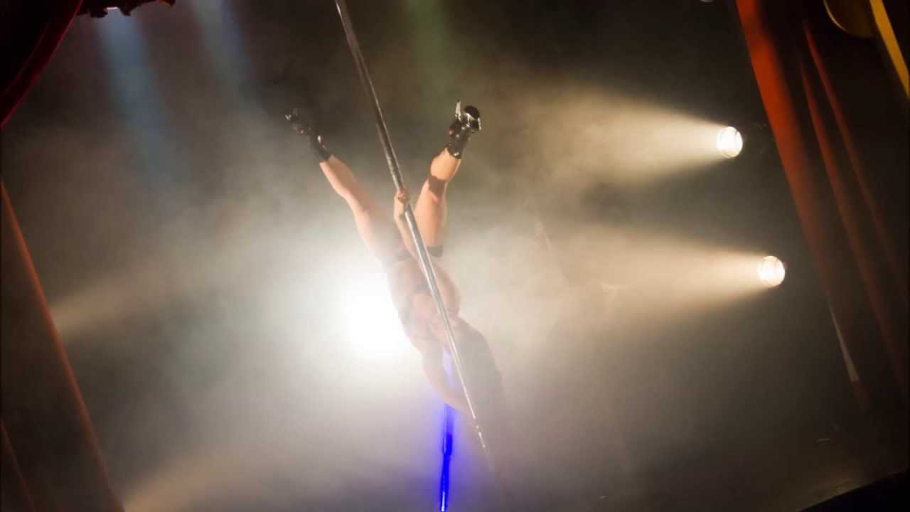 Miss Filly Preforming at Nude - YouTube