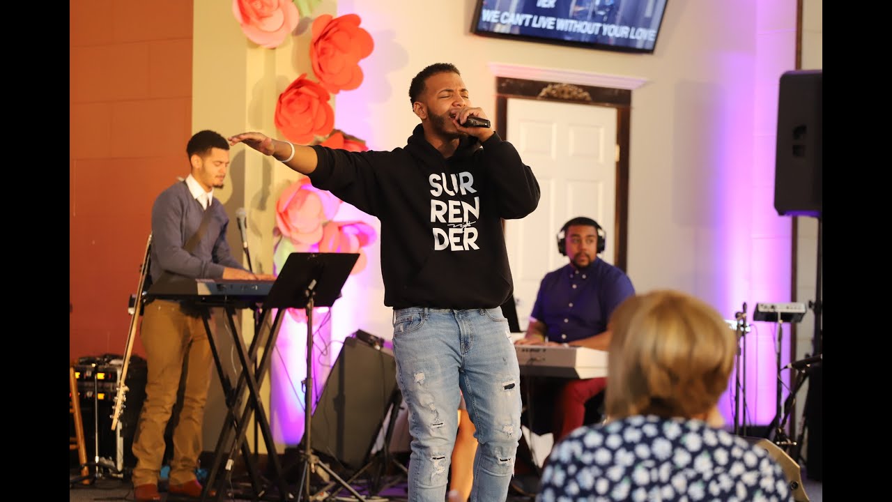 Solo Por Amor | Obispo Angel Gauthier - YouTube