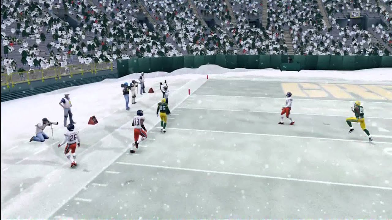 Chicago vs Green Bay - Heavy Snow - Madden 13 - YouTube