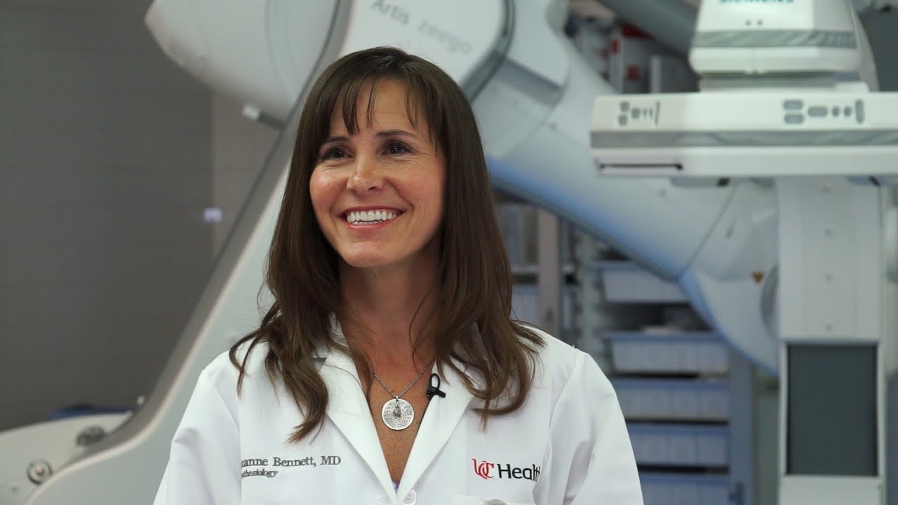 Meet Suzanne Bennett, MD - YouTube