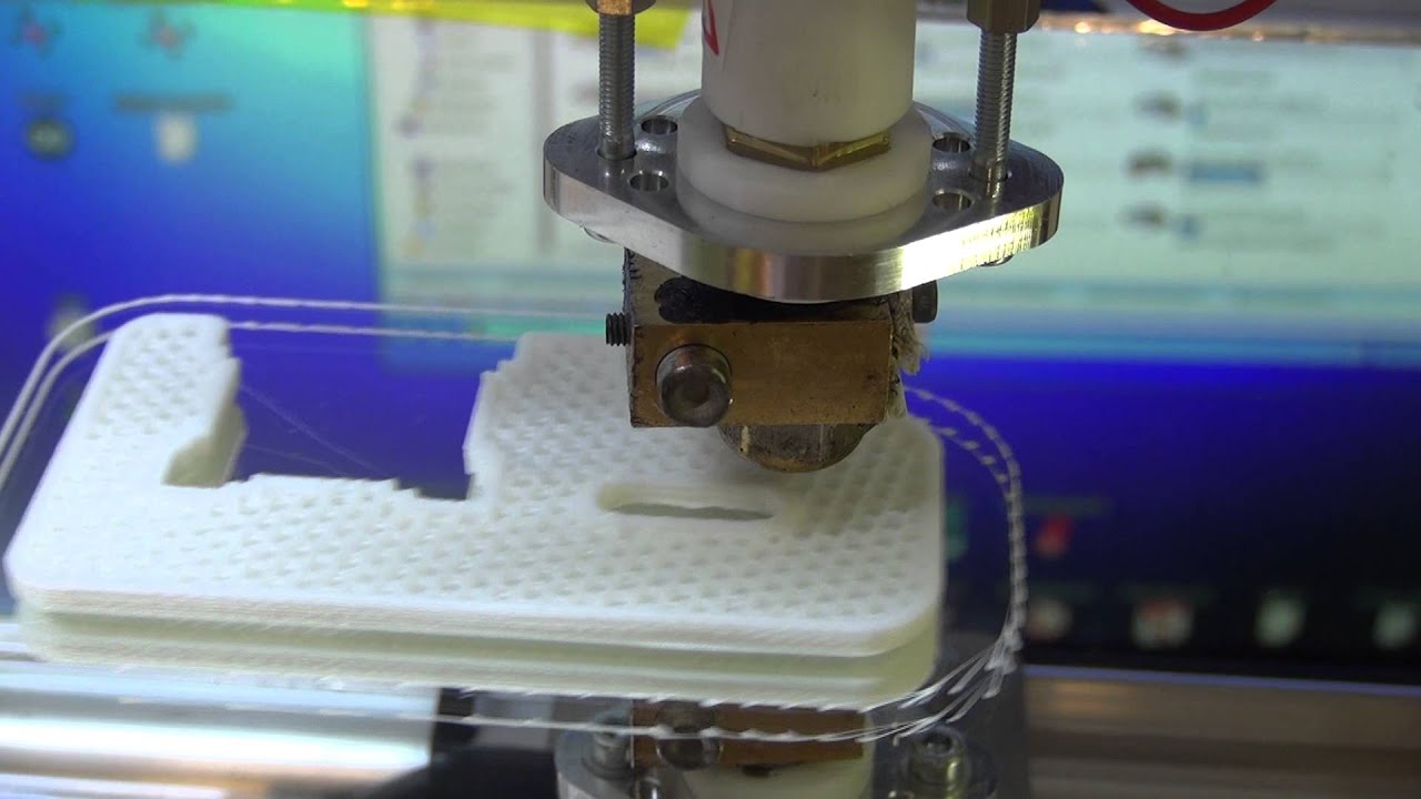 3d printing (my first print) - YouTube