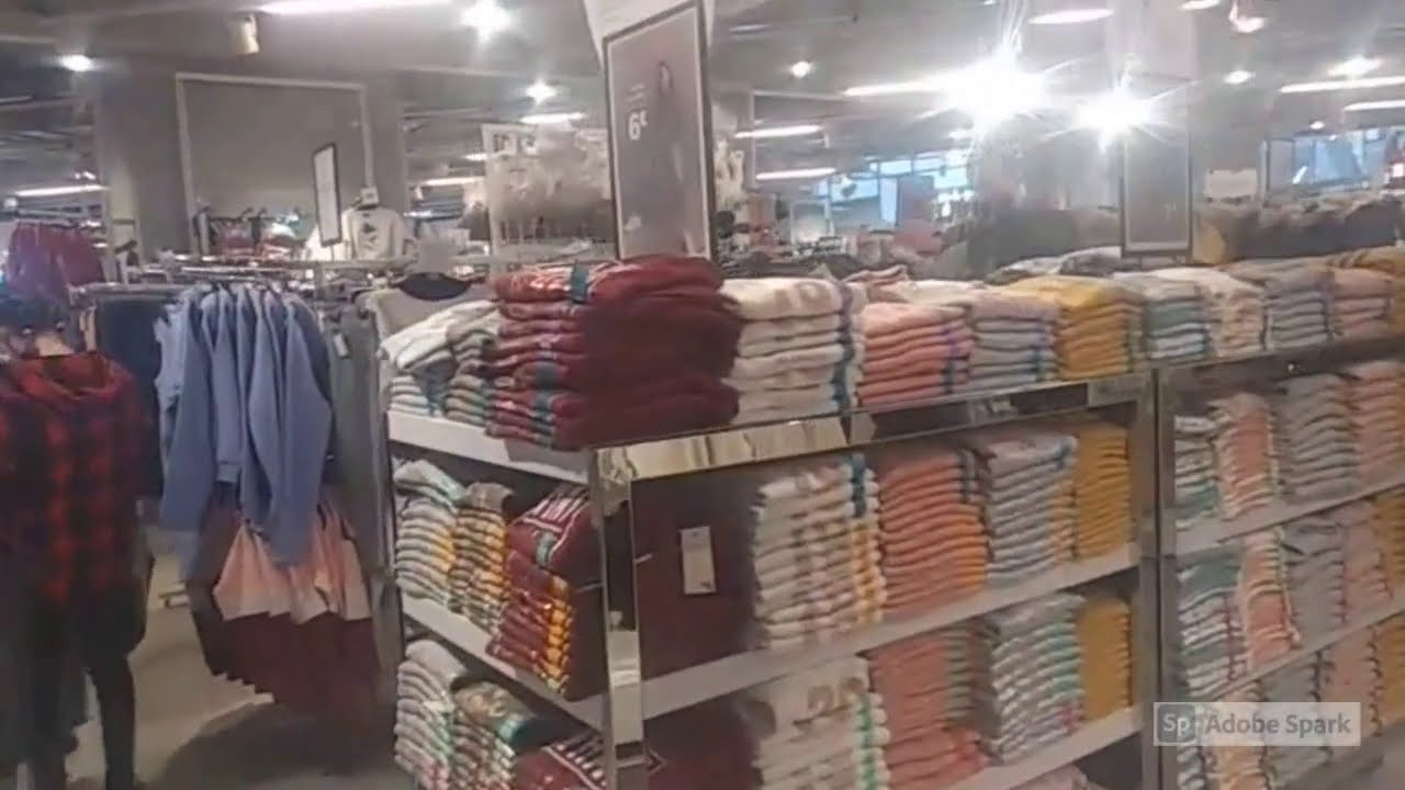 Primark Roma: grande apertura al Centro Commerciale MAXIMO - YouTube