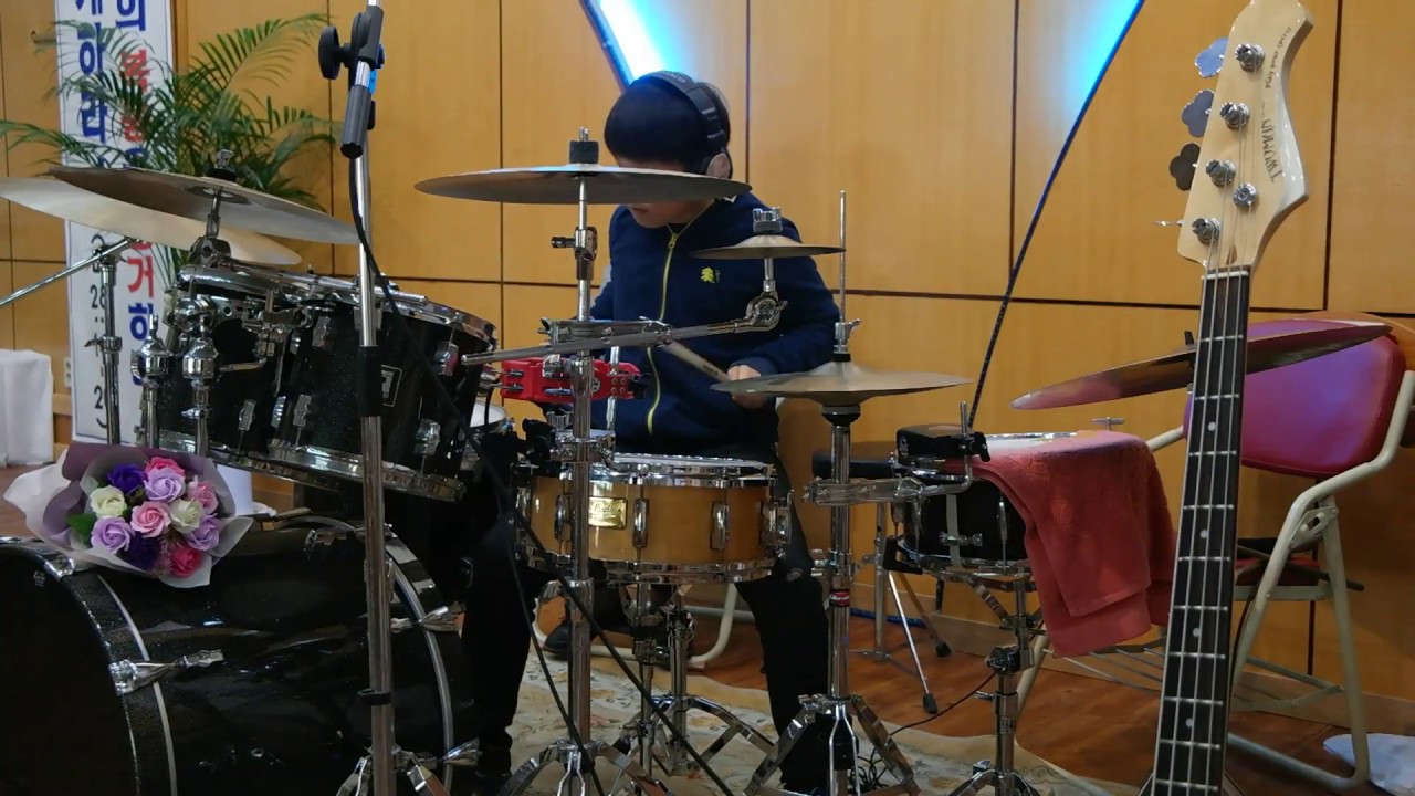 아이작뮤직_송지민_드럼 발표_유재석&엑소-Dancing King - YouTube