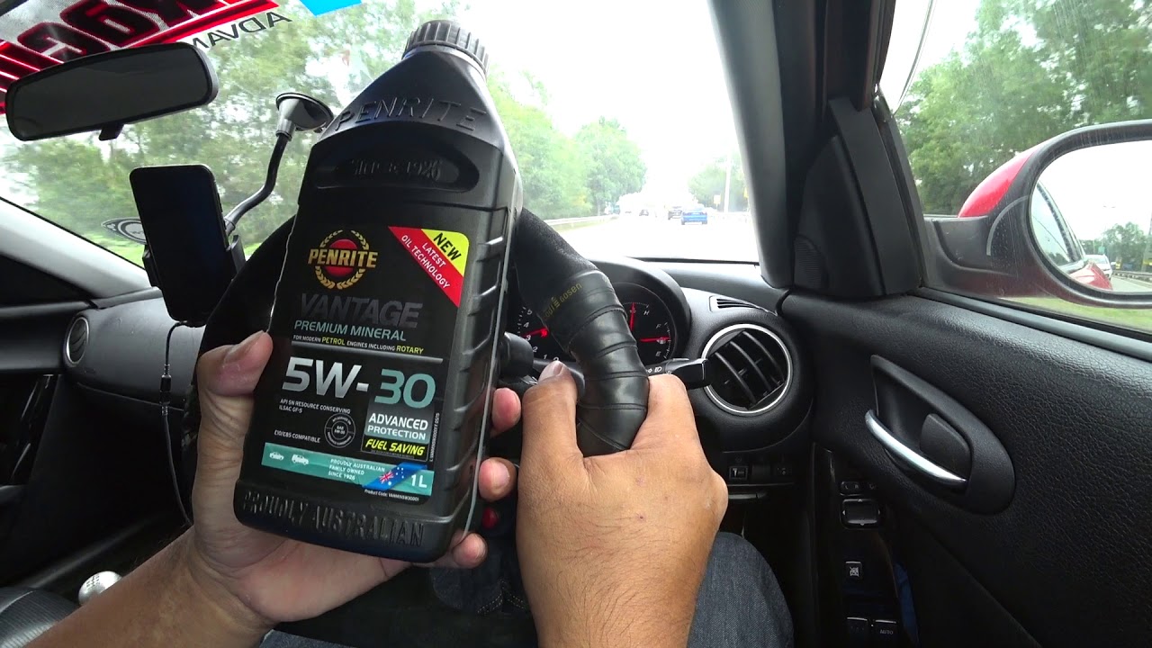 Mazda RX-8 dan Penrite 5W30 dan Steering Momo MOD30 - YouTube