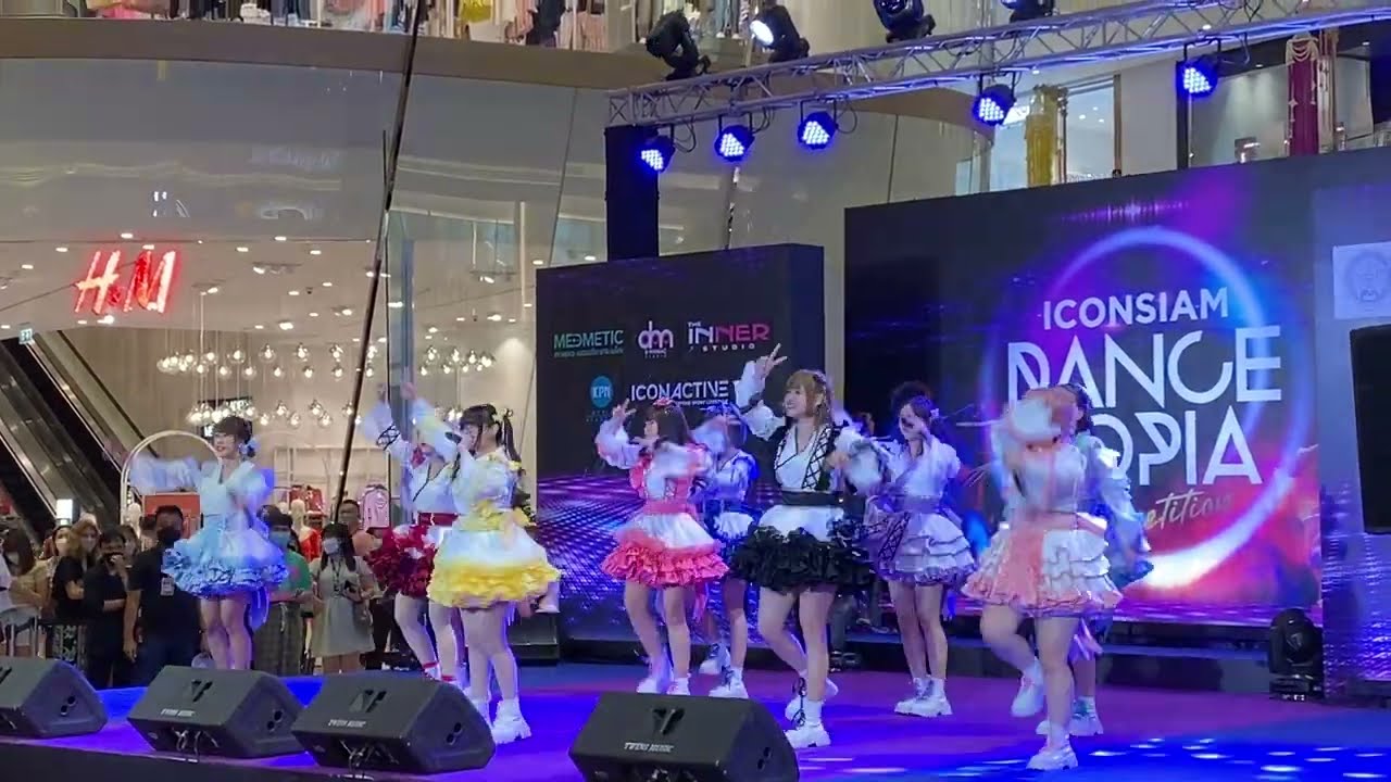 Shining Stars - KOI HANABI「恋花火」[ICONSIAM DANCETOPIA COMPETITION] @ICONSIAM - YouTube
