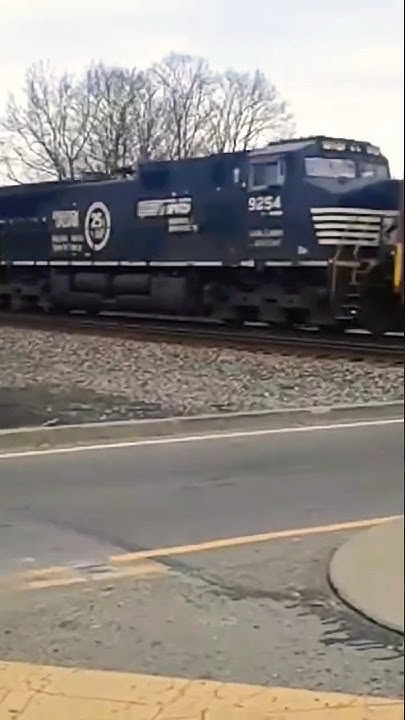 NS Operation Lifesaver Locomotive Trails - YouTube