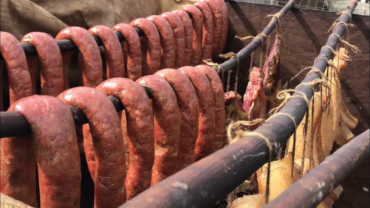 Afumarea carnatilor si carne de porc prezentare si utilizare ghimbal cu ...