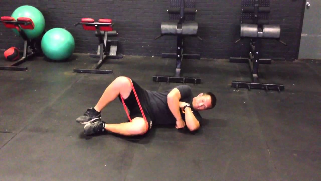 Band Clamshell - YouTube