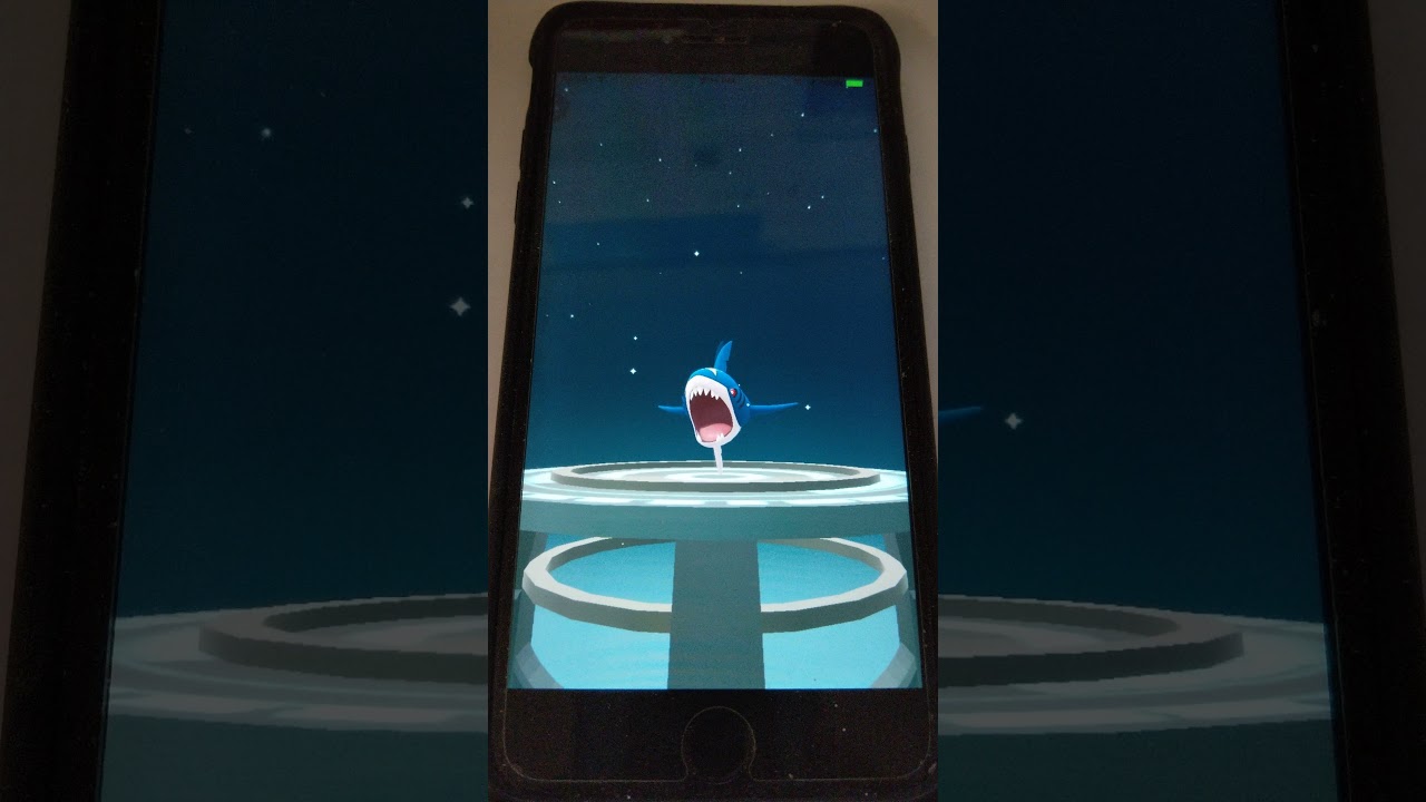 Carvanha evolve to Sharpedo Pokemon Gen 3 - YouTube