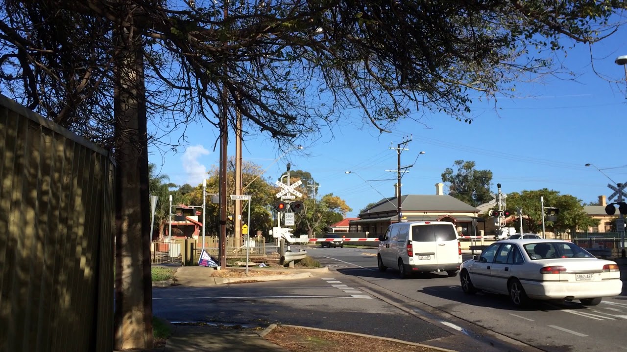 Adelaide Metro 3000 class railcars at Alberton, SA Part 2 - YouTube