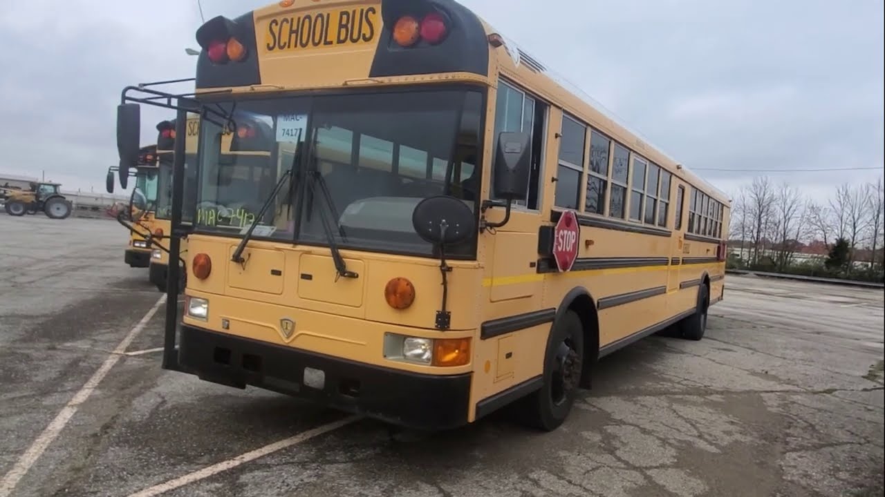2008 IC RE (Maxxforce DT) Bus 160 - YouTube