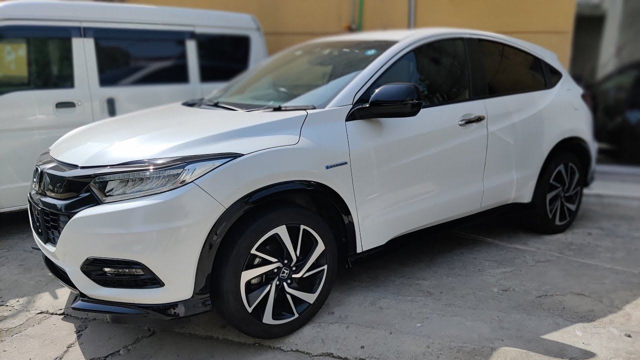 Honda Vezel | 1.5 cc | Hybrid Japanese Car | RS 4 Grade | Auto Tx ...