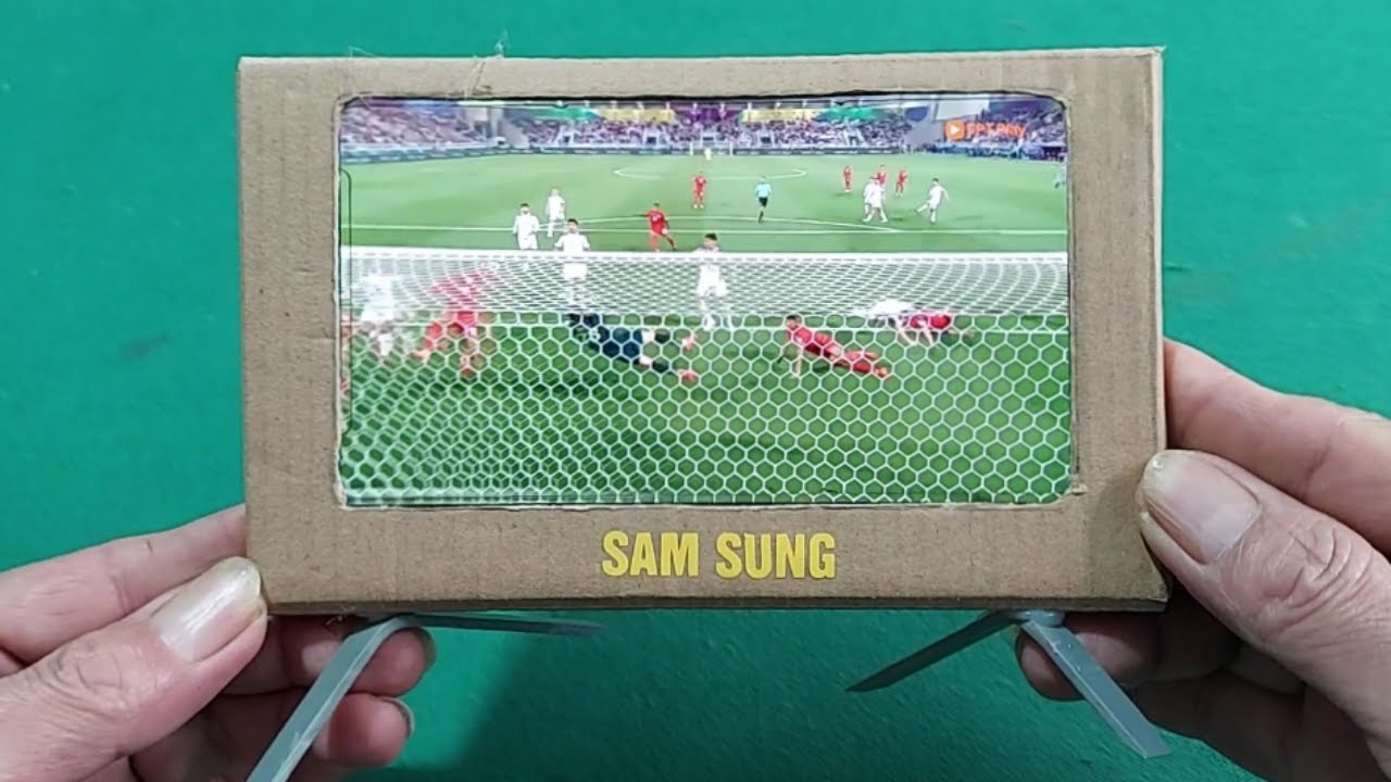 How to make a toy TV from cardboard - YouTube