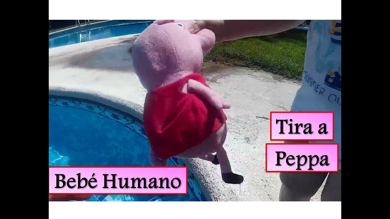 Bebé Humano baña a Peppa Pig en la piscina | Vídeos de Peppa Pig en ...