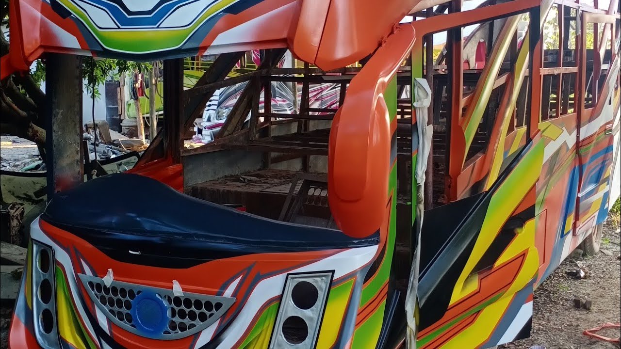 bengkel bus terbaru - YouTube