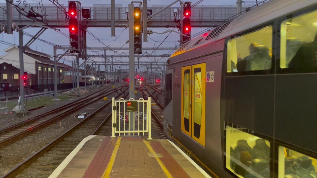 NSW TrainLink Oscar H Set Departs & Sydney Trains Waratah A Set Arrives ...