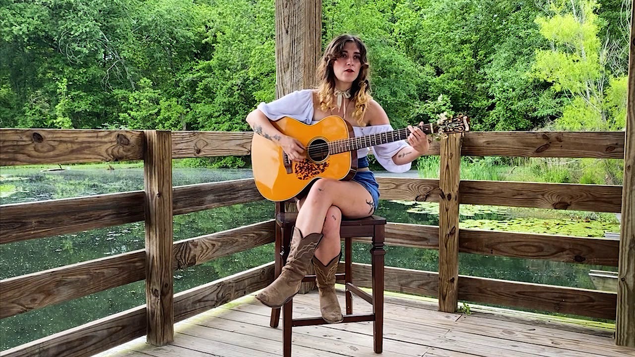 Sierra Ferrell - In Dreams (Rounder Records presents The Roundup) - YouTube