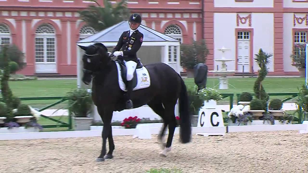 Int. Pfingstturnier Wiesbaden 2015 - Semmieke Rothenberger mit Geisha ...