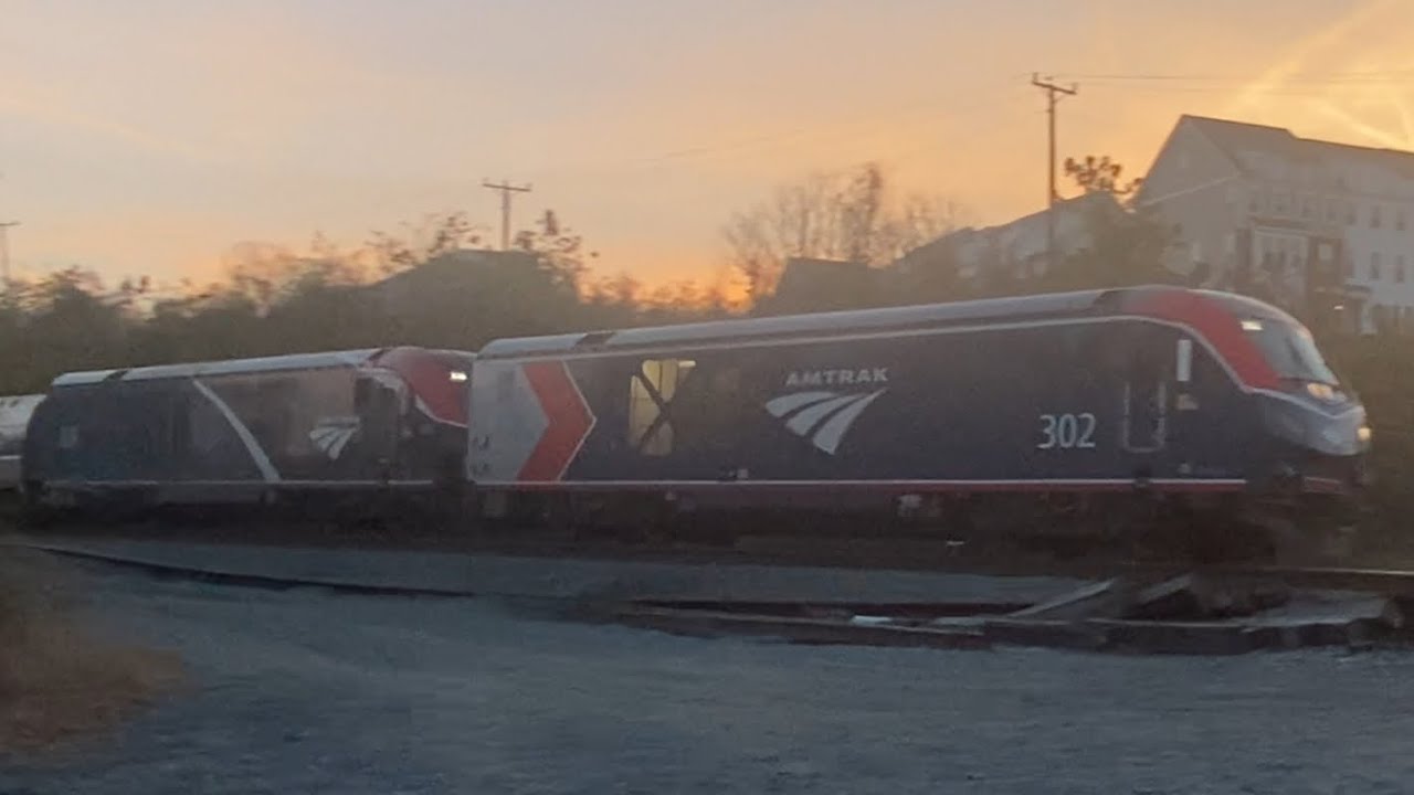 THE RF&P’S FIRST PHASE VI CHARGER! Amtrak P040-17 @ Cherry Hill, VA ...