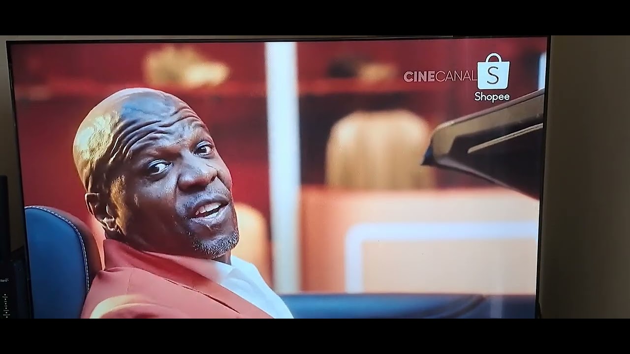 Comercial Shopee Com Terry Crews Cantando Thousand Miles Shopee ...
