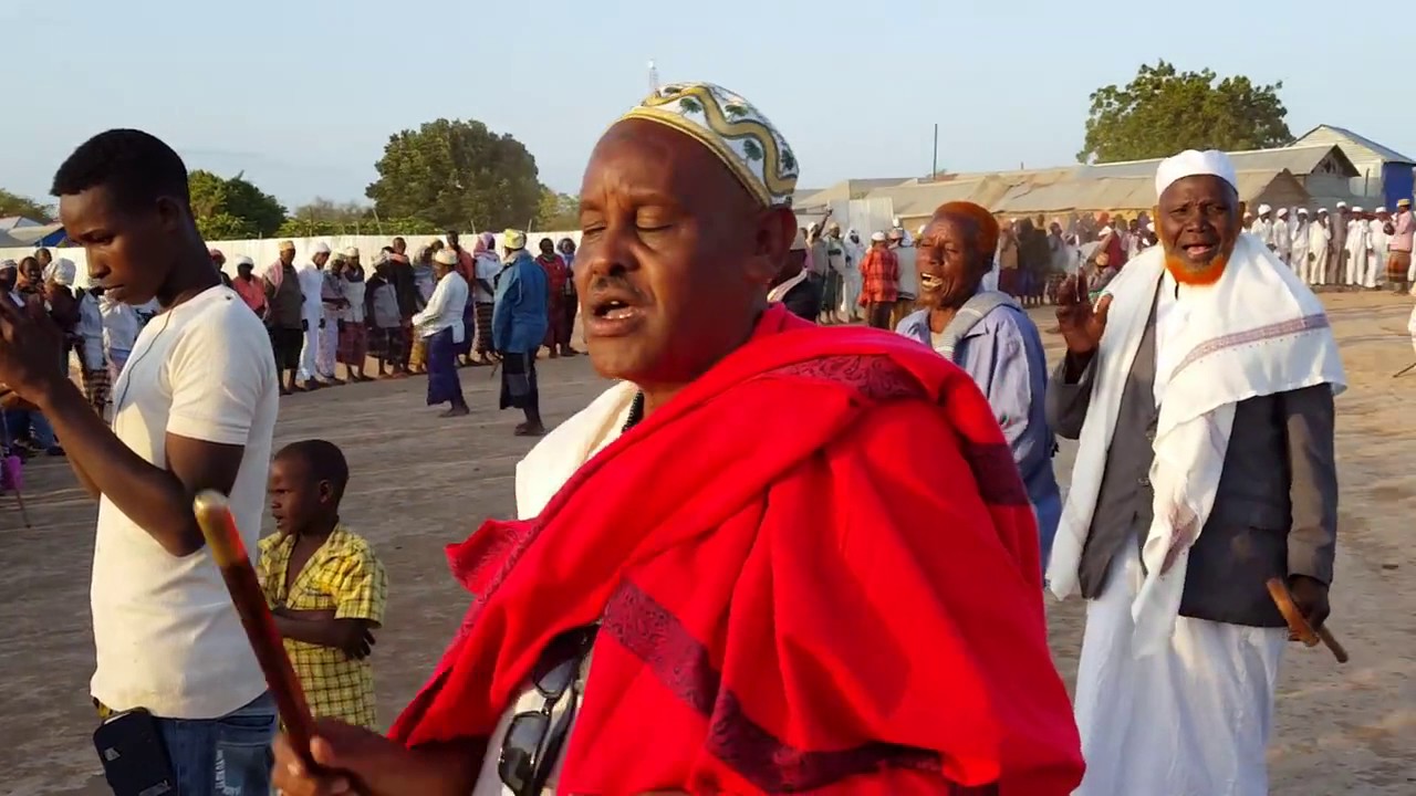 siyaarada sheikh cusmaan sheykh xasan mocalim - YouTube