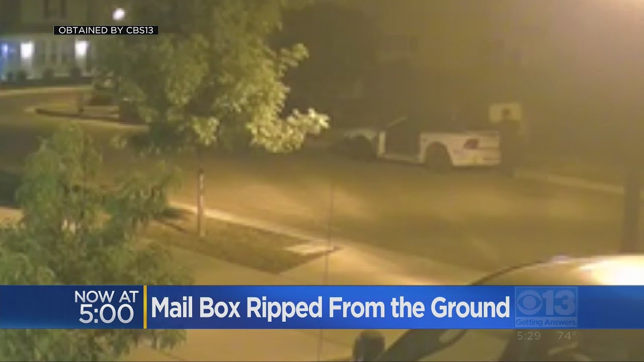 Sacramento suspects caught on camera stealing mailbox unit - YouTube