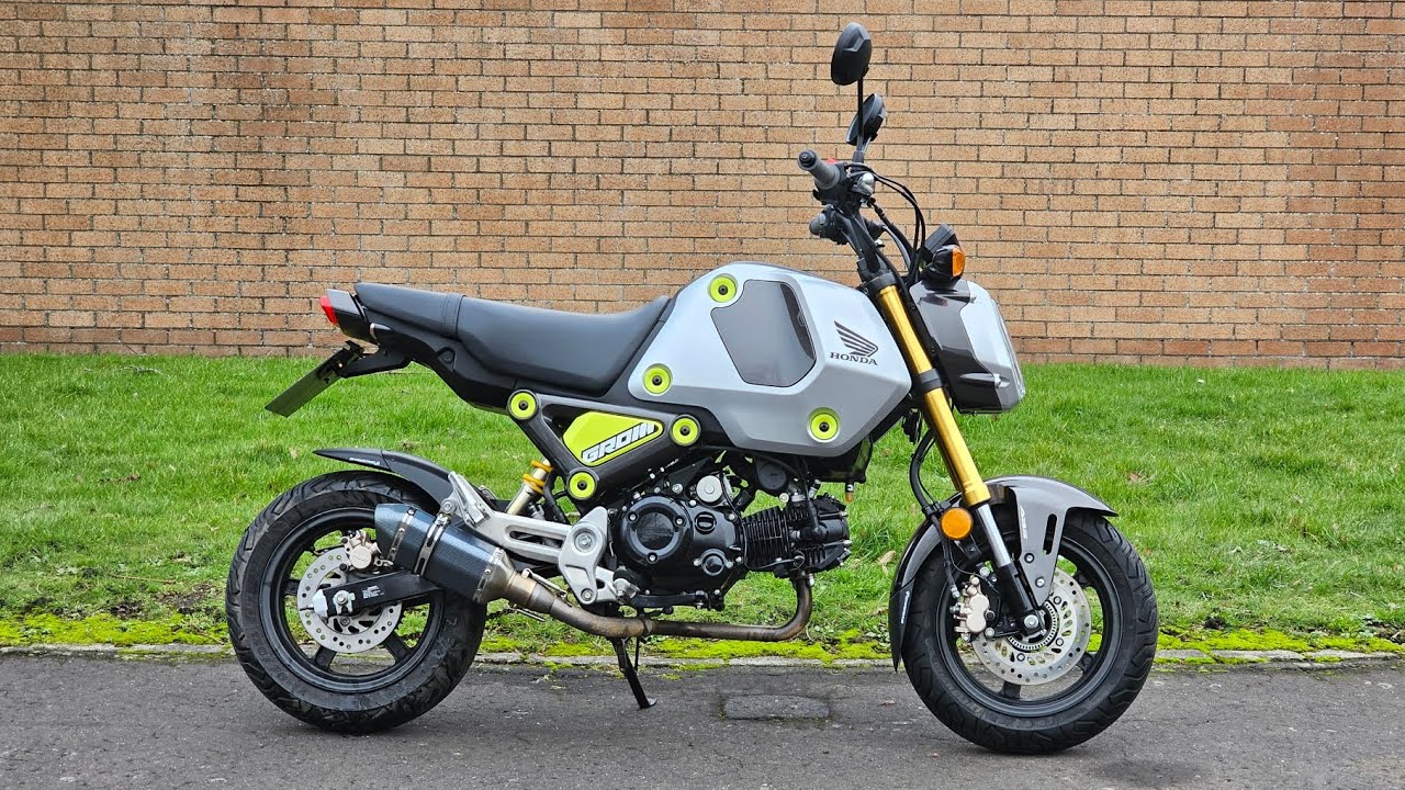Honda MSX125 Grom in Silver/Fluo Yellow || 125cc Motorcycle ...