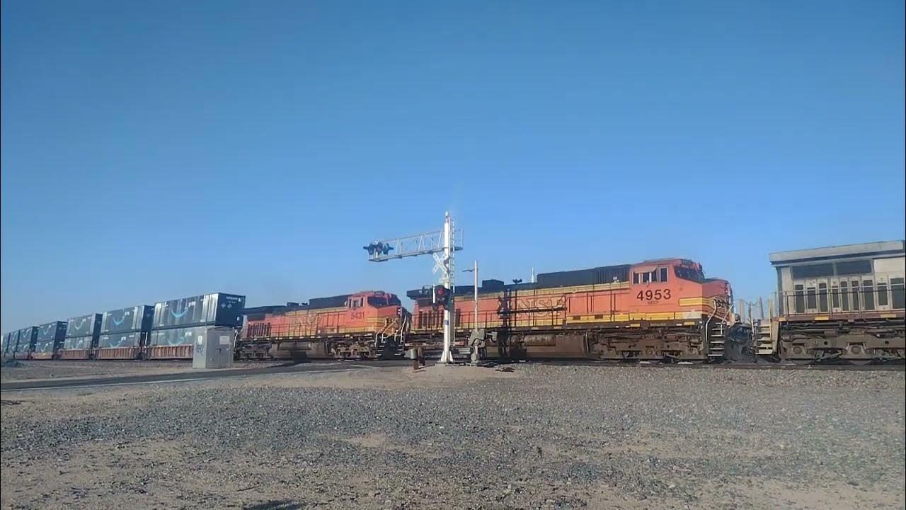 WB BNSF Domestic Intermodal/Port Stack Train Feat Bonnet Leading At Hodge Ca! #bigbossrailfanner ...