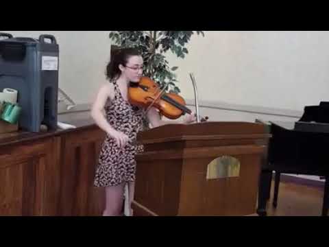 Katherine Navarro playing Bach - YouTube